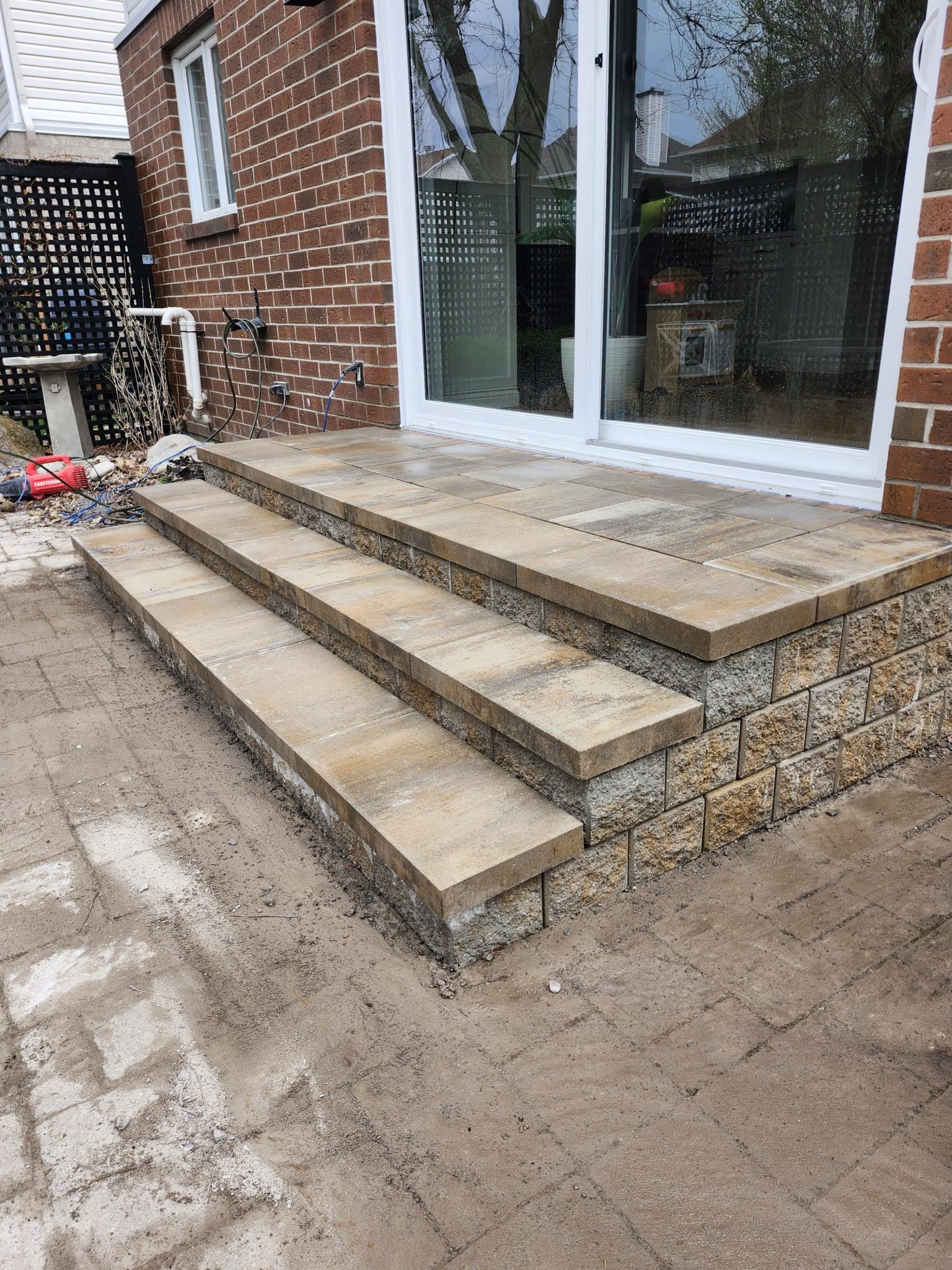 Interlock Installer Ottawa | Driveways, Patios & Walkways